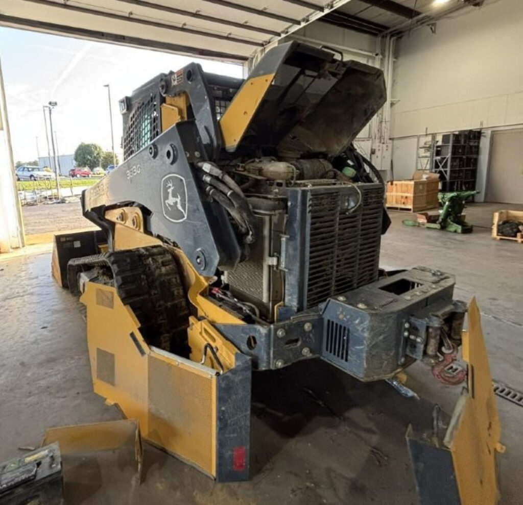 [Auction]: 2023 John Deere 333G Skid Steer | Est 277 hours miles ...