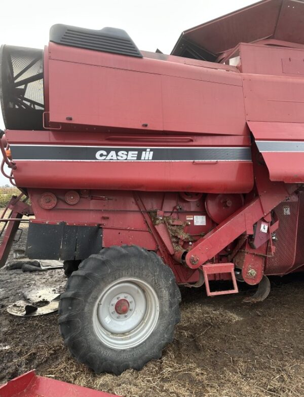 [Auction]: Case 2388 Combine | Iowa | damaged | CAG