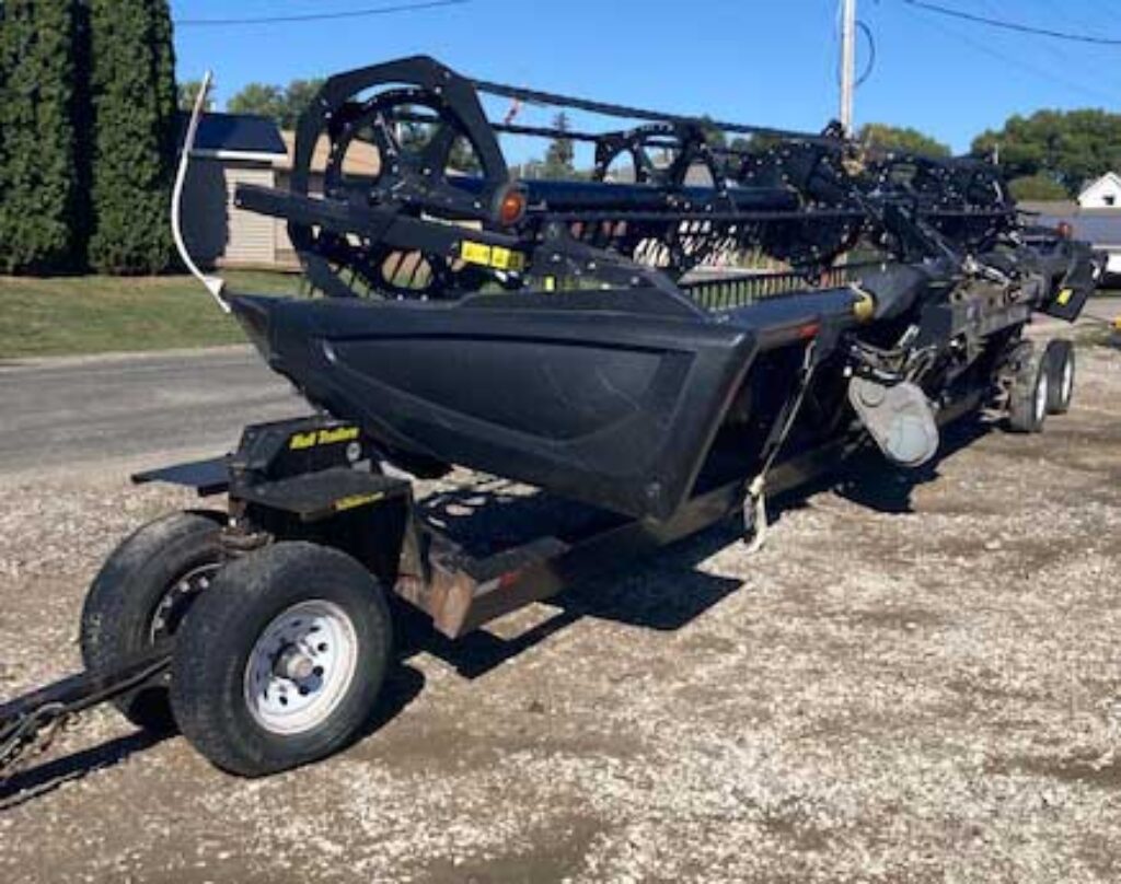 [Auction]: 2015 MacDon FD75-S Flexdraper Header | Iowa | damaged | CAG