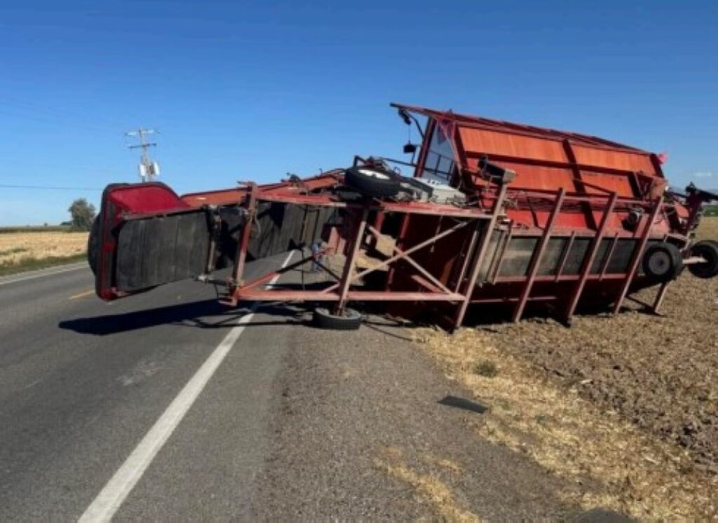 [Auction]: 1991 Spudnik 1800 Evenflow Hopper | Idaho | damaged | CAG