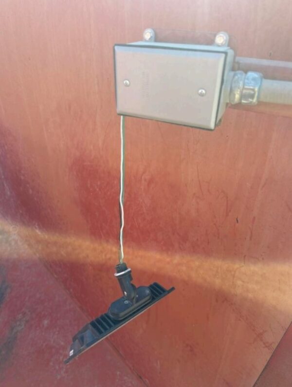 [Auction]: 1991 Spudnik 1800 Evenflow Hopper | Idaho | damaged | CAG