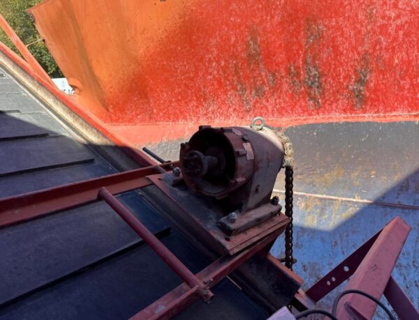 [Auction]: 1991 Spudnik 1800 Evenflow Hopper | Idaho | damaged | CAG