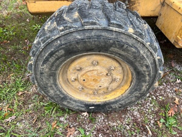 [Auction]: 1993 Ford 455D Backhoe | est. 2,891 hours miles | damaged | CAG