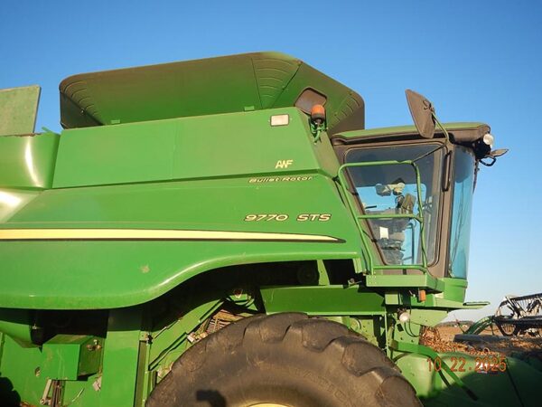[Auction]: 2010 John Deere 9770 STS Combine | Engine Hours: est. 3500 ...