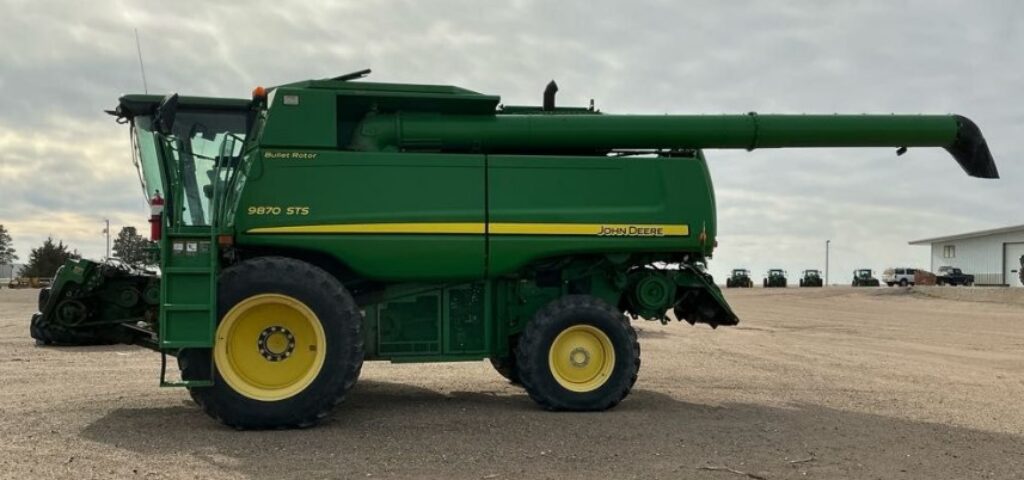 [Auction]: 2010 John Deere 9870 STS Combine | est 4016 miles | damaged ...