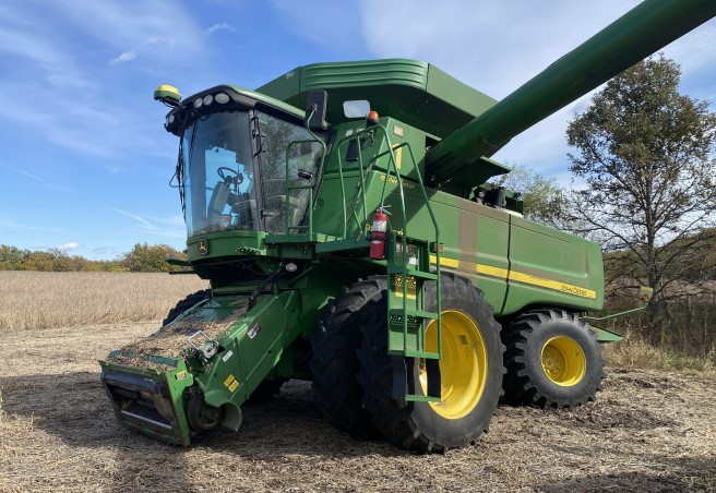 [Auction]: 2011 John Deere 9870 STS Combine | Engine Hours: est. 5,079 ...