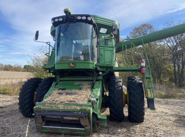 [Auction]: 2011 John Deere 9870 STS Combine | Engine Hours: est. 5,079 ...
