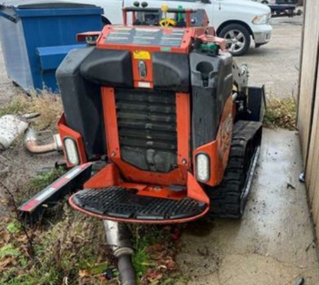 [Auction]: 2019 Ditch Witch SK1050 Skid Steer | est. 1,338 hours miles ...