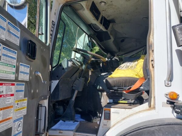 [Auction]: 2022 Mack TE64 Front Loader | VIN: 1M2TE2GC2NM006436 ...