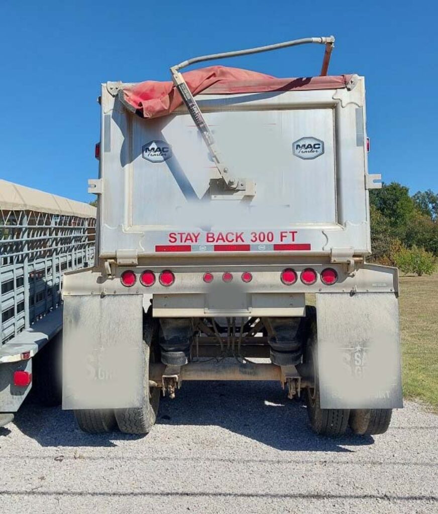 [Auction]: 2025 Mac End Dump Trailer | Texas | damaged | CAG