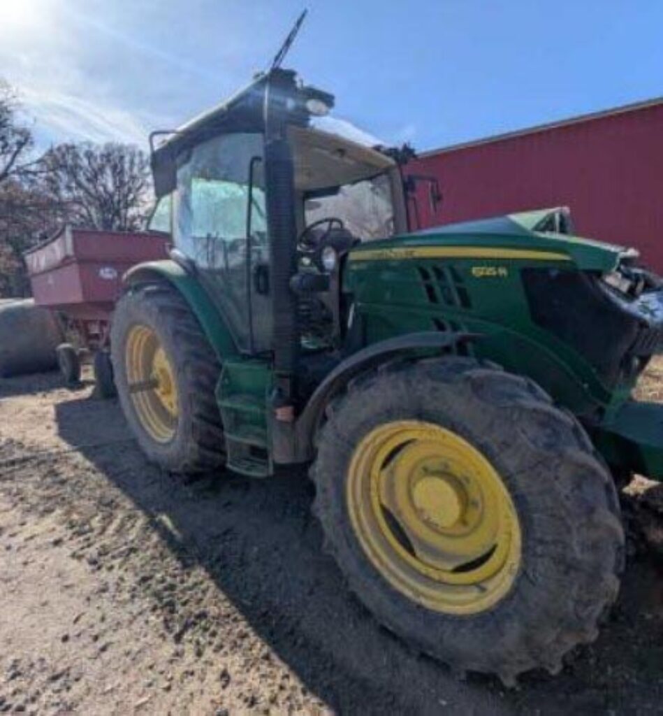 [Auction]: John Deere 6125 Tractor & Unverferth 530 Gravity Box ...