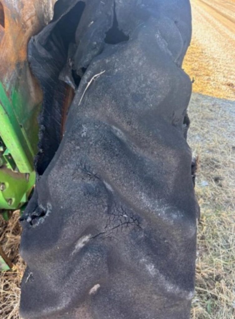 [Auction]: 1976 John Deere 4430 Tractor | Missouri | damaged | CAG