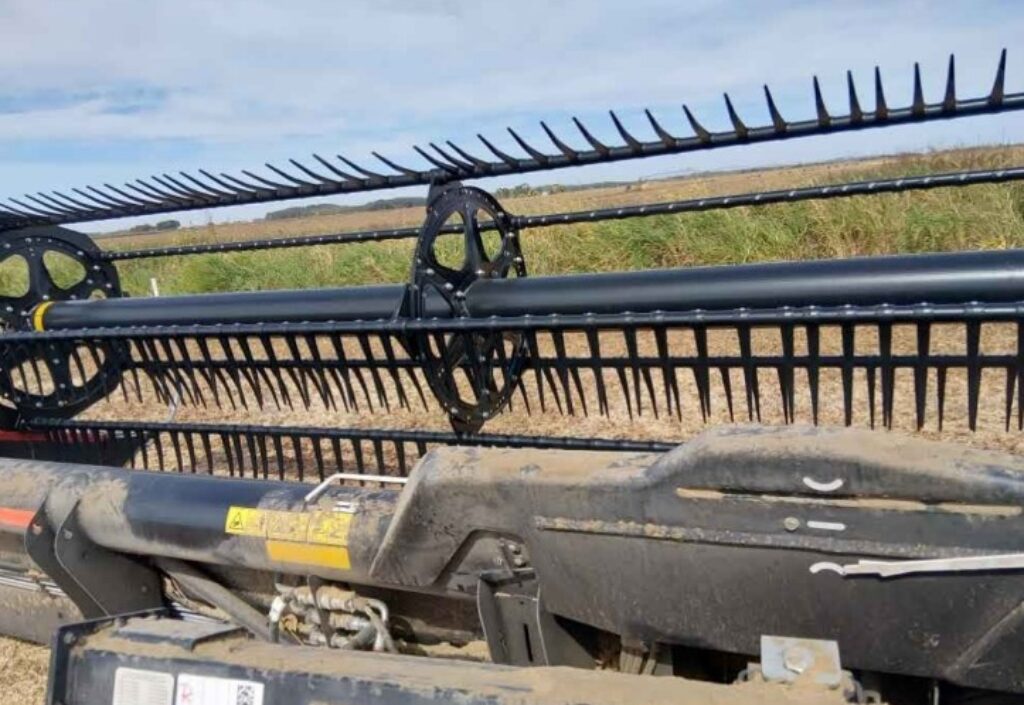 [Auction]: 2018 MacDon FD135 Header | Illinois | damaged | CAG