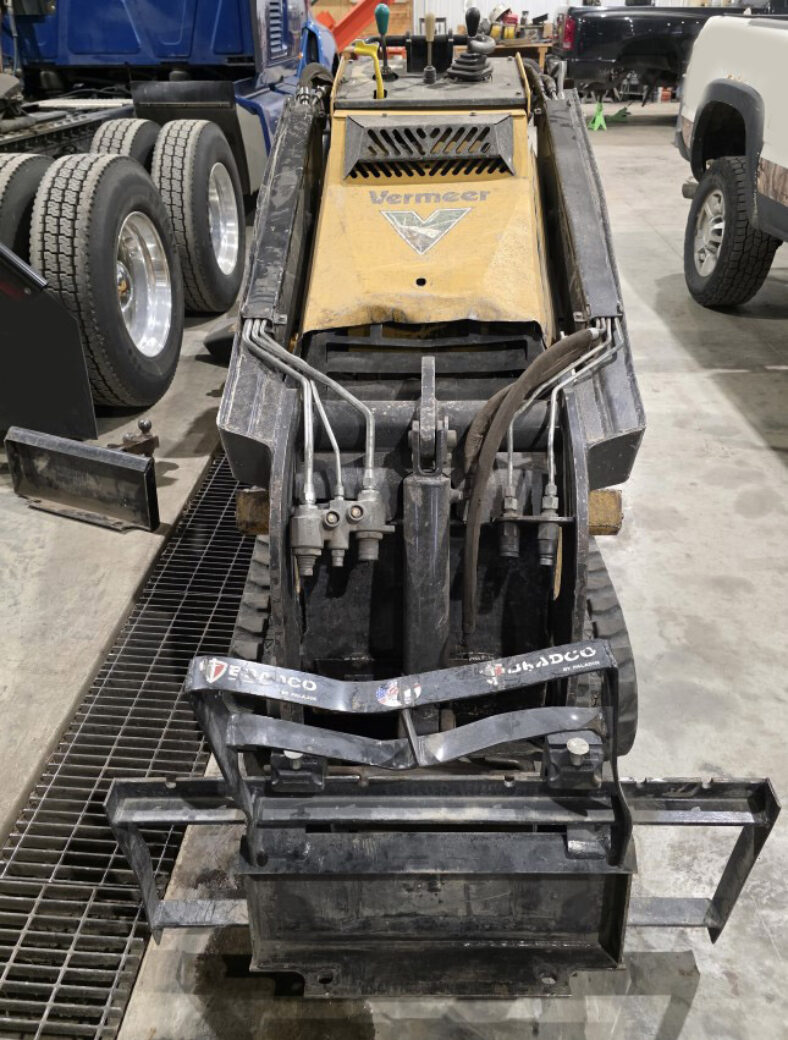 [Auction]: 2018 Vermeer CTX 100 Mini Skid Steer | Iowa | damaged | CAG