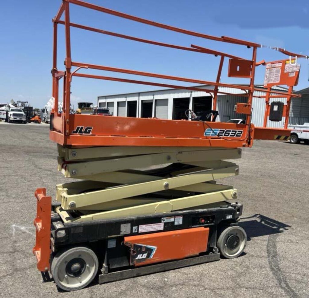 [Auction]: 2022 JLG ES2632 Lift | California | damaged | CAG