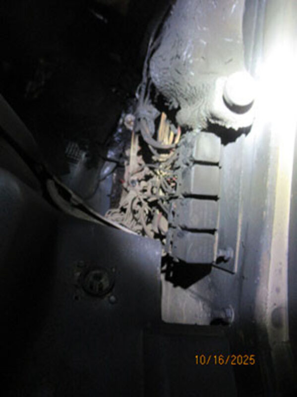 [Auction]: 1992 CASE IH 7150 Tractor | Est 6,000 hours miles | damaged ...