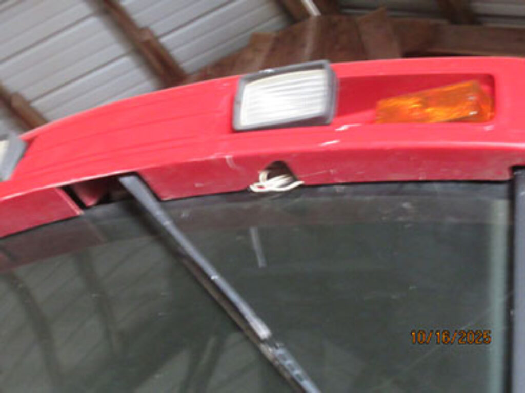 [Auction]: 1992 CASE IH 7150 Tractor | Est 6,000 hours miles | damaged ...