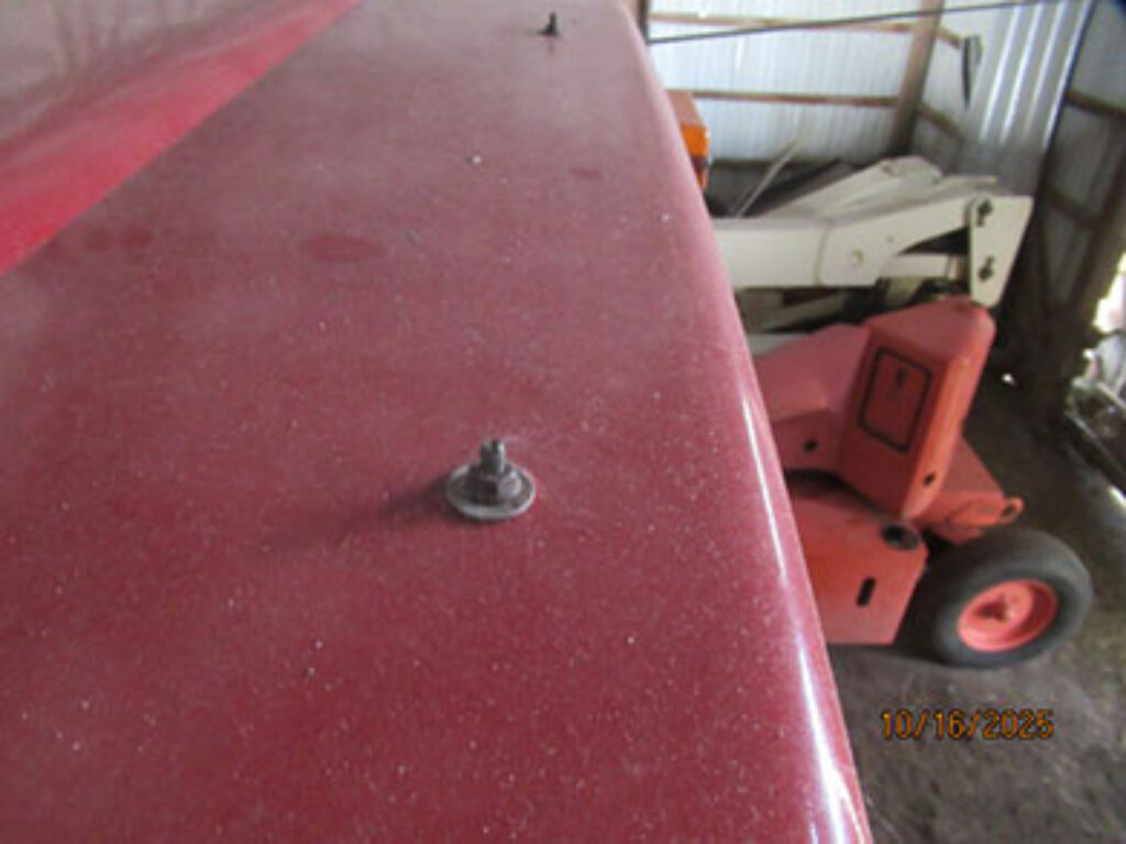[Auction]: 1992 CASE IH 7150 Tractor | Est 6,000 hours miles | damaged ...
