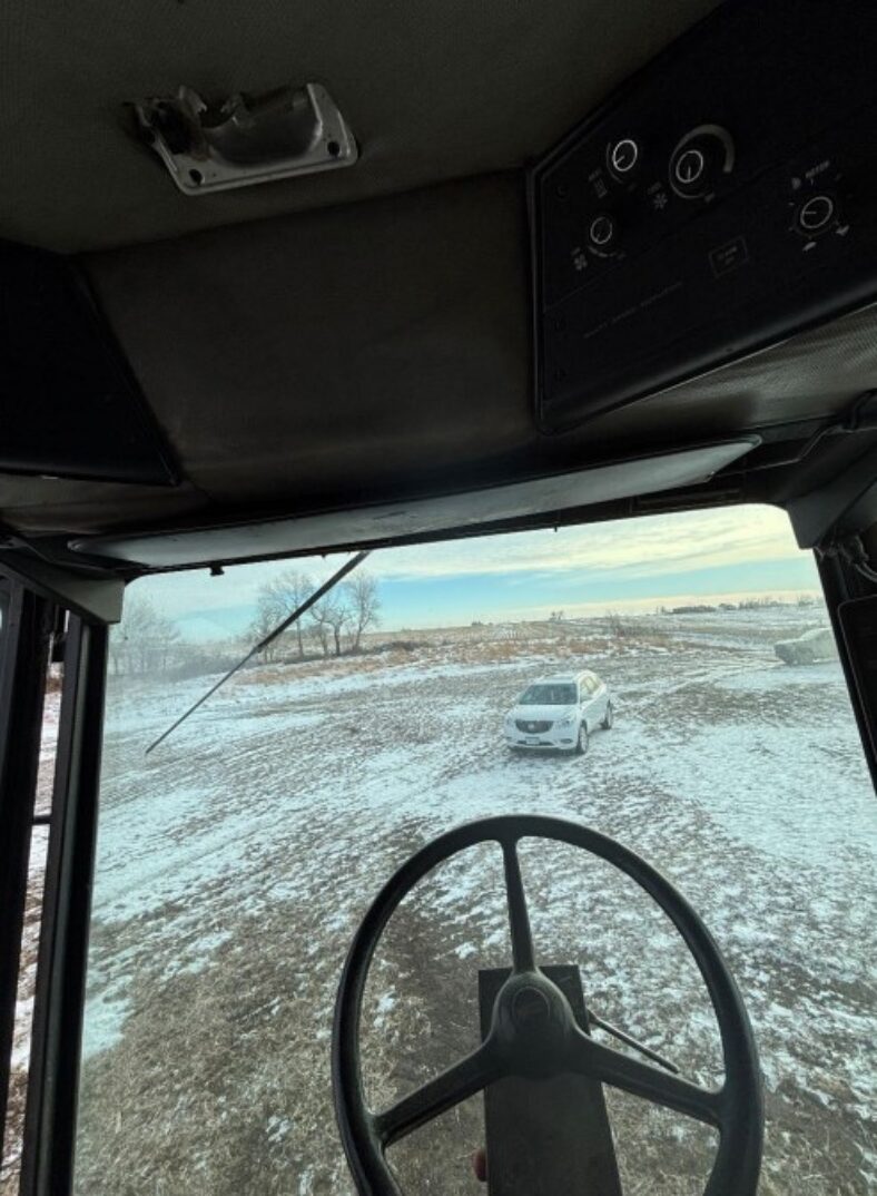 [Auction]: 1989 Case IH 1680 Combine | Iowa | damaged | CAG