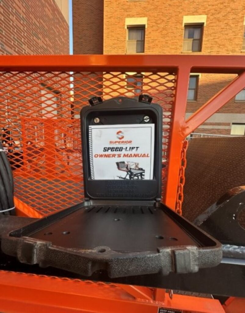 [Auction]: 2025 Superior Handling Equipment Cross Dock Speed Lift ...