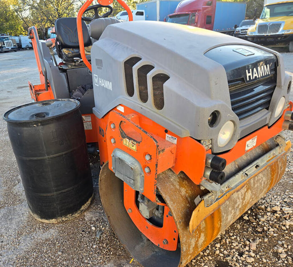 [Auction]: 2017 Hamm HD12VV Roller | Texas | damaged | CAG