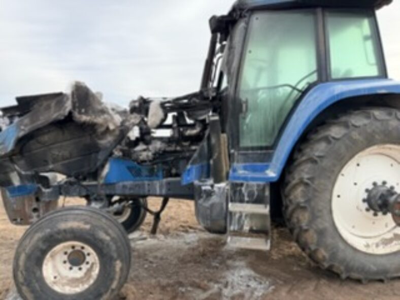 [Auction]: 1997 Ford Genesis 8670 Tractor | est. 6,500 hours miles ...