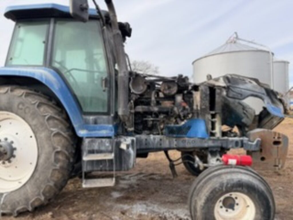 [Auction]: 1997 Ford Genesis 8670 Tractor | est. 6,500 hours miles ...