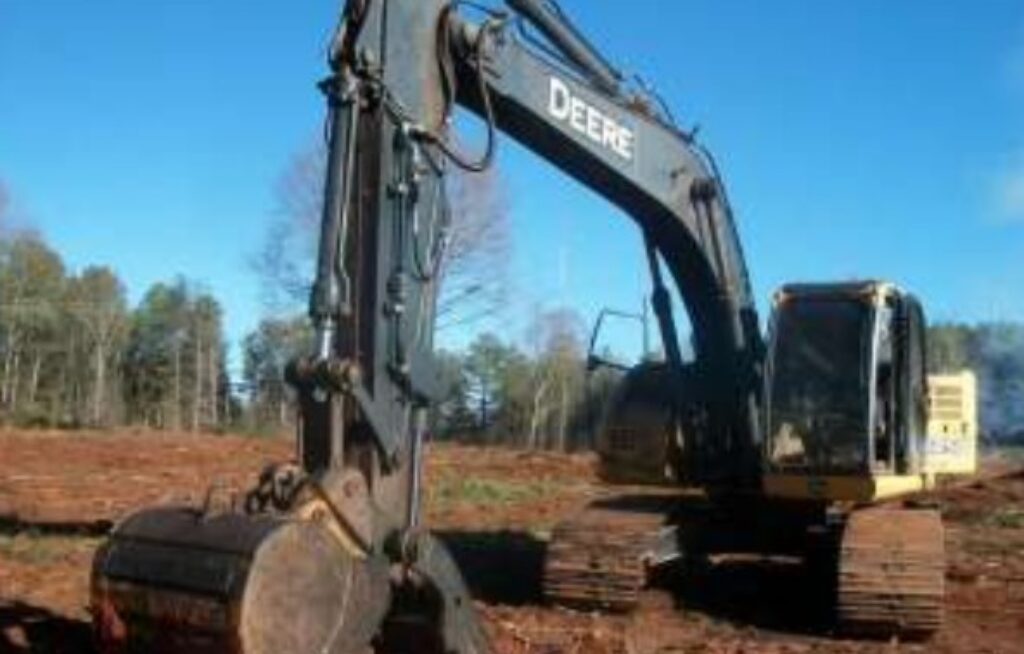 [Auction]: 2011 Deere FF225DX LC Excavator | est. 8000 hours miles ...