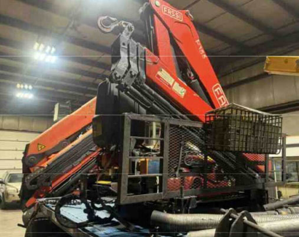 [Auction]: 2018 Fassi F155A Rail Crane | Wisconsin | damaged | CAG