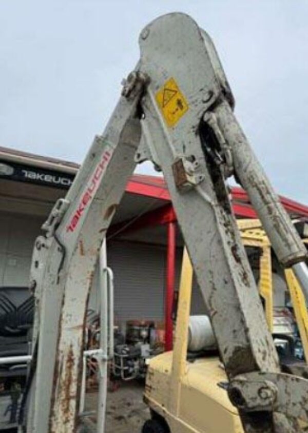 [Auction]: 2022 Takeuchi TB216R Mini Excavator | est. 1,246 hours miles ...