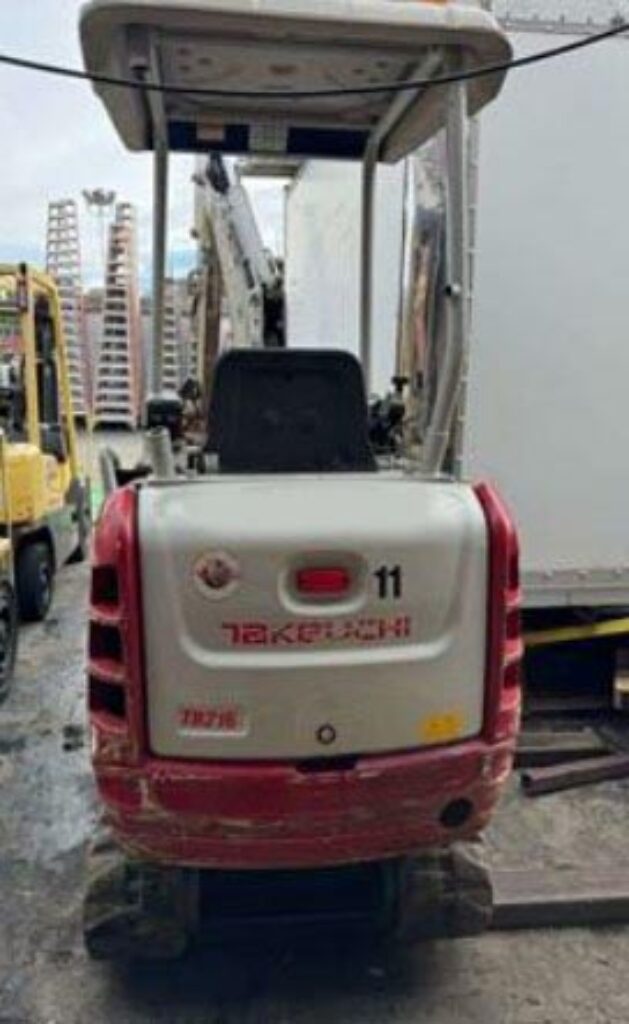 [Auction]: 2022 Takeuchi TB216R Mini Excavator | est. 1,246 hours miles ...