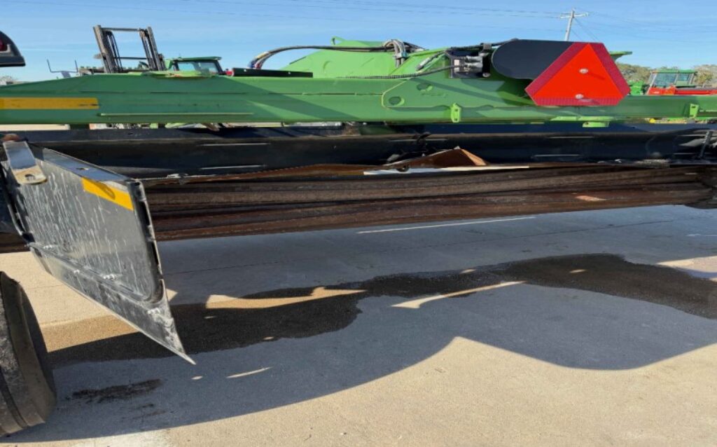 [Auction]: 2024 Krone ECTC400 Easycut Trailer Mower | Texas | damaged | CAG