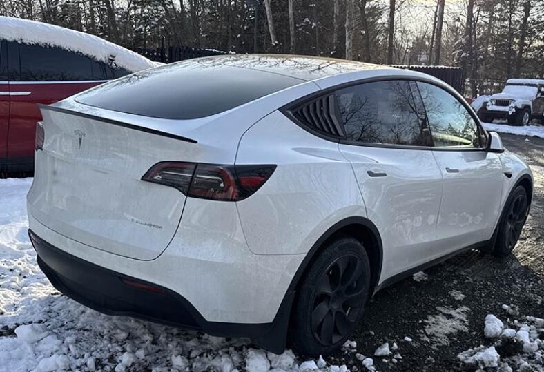 [Auction]: 2023 Tesla Model Y | est. 31,630 miles miles | damaged | CAG