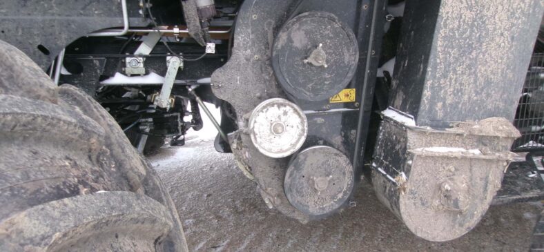 [Auction]: 2025 CASE IH 9260 Combine | Engine hours: est 330; Separator ...