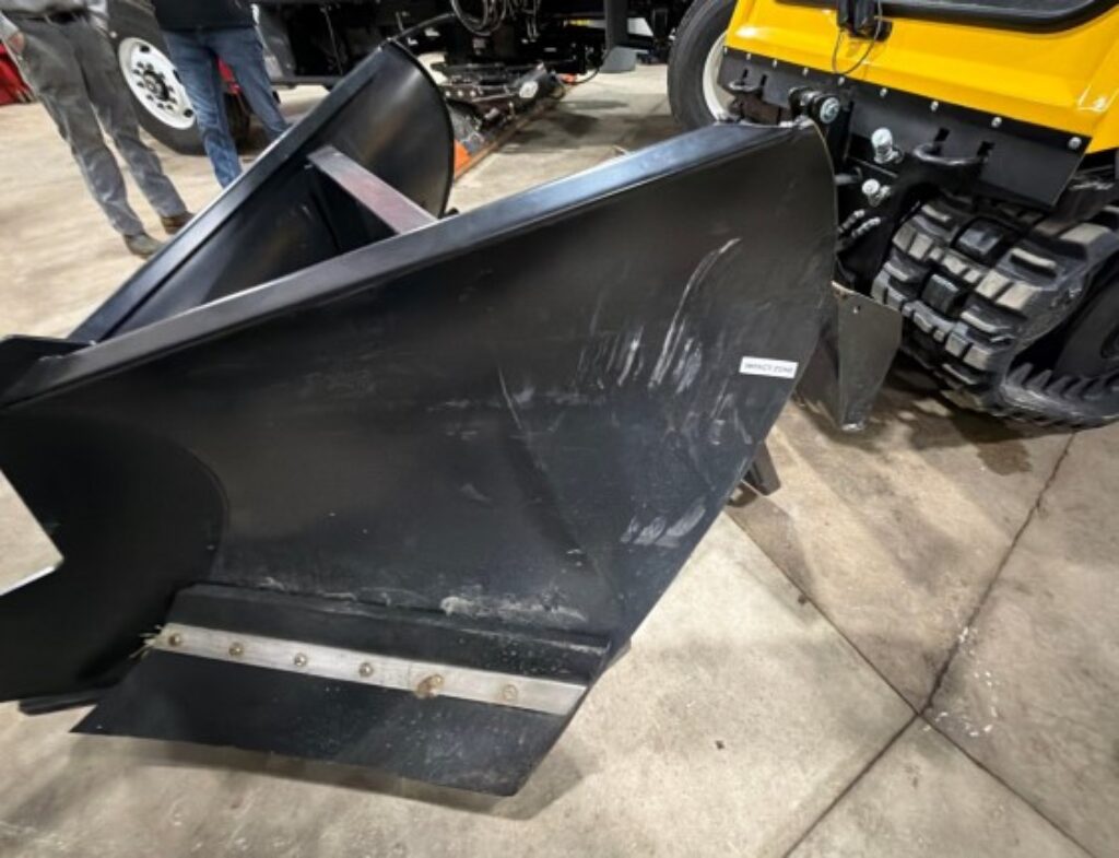 [Auction]: 2025 Prinoth SW50 Sidewalk Plow | est. 28 hours miles ...
