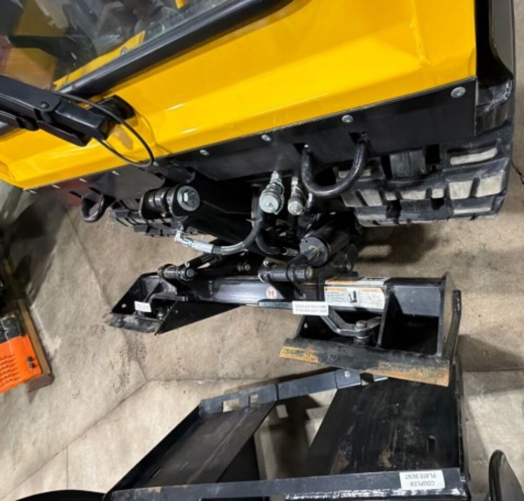 [Auction]: 2025 Prinoth SW50 Sidewalk Plow | est. 28 hours miles ...