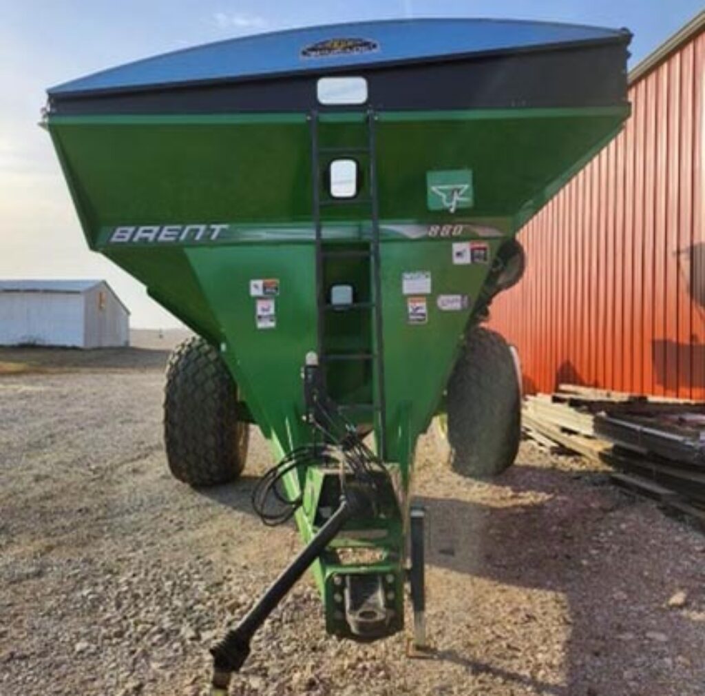 [Auction]: 2008 Brent 880 Grain Cart | Illinois | damaged | CAG