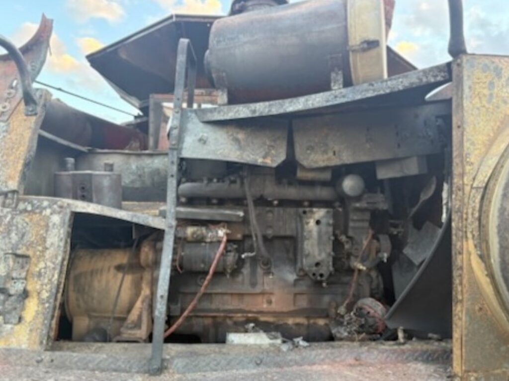 [Auction]: Case IH 2188 Combine | Indiana | damaged | CAG