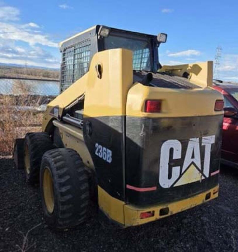 [Auction]: 2007 Caterpillar 236B Skid Steer | Colorado | damaged | CAG
