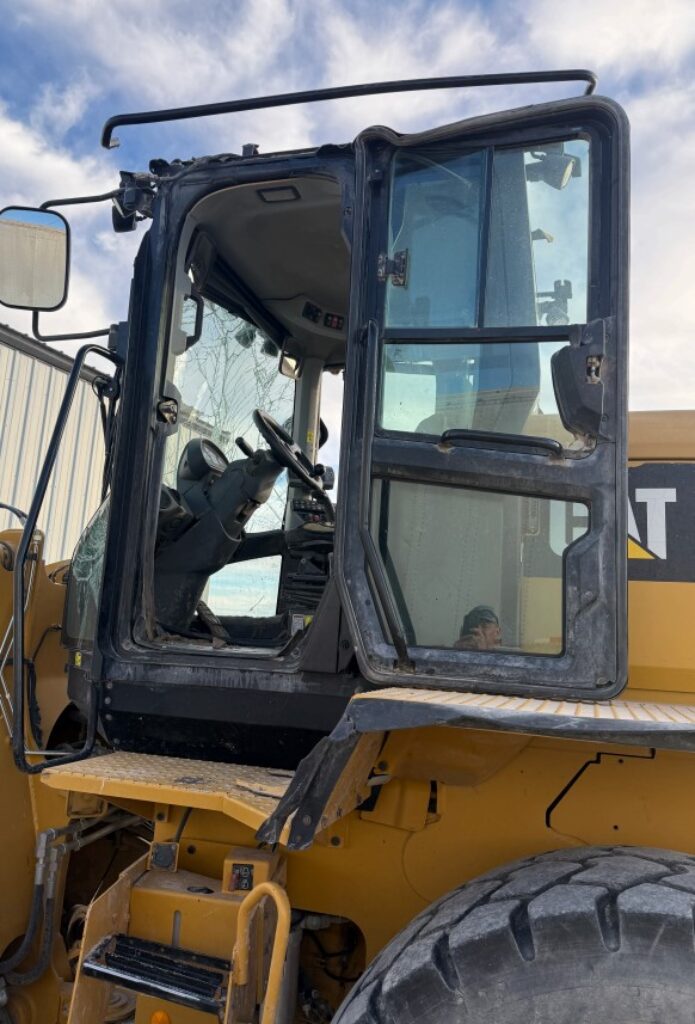 [Auction]: 2013 Caterpillar 924K Wheel Loader | est 12,000 hours miles ...