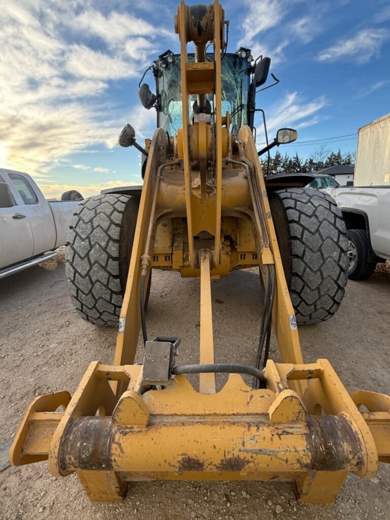 [Auction]: 2013 Caterpillar 924K Wheel Loader | est 12,000 hours miles ...
