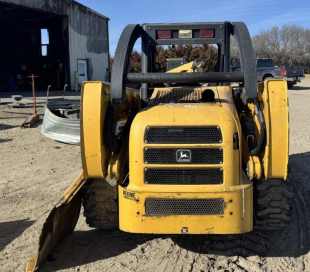 [Auction]: 1999 John Deere 260 Skid Steer | Nebraska | damaged | CAG