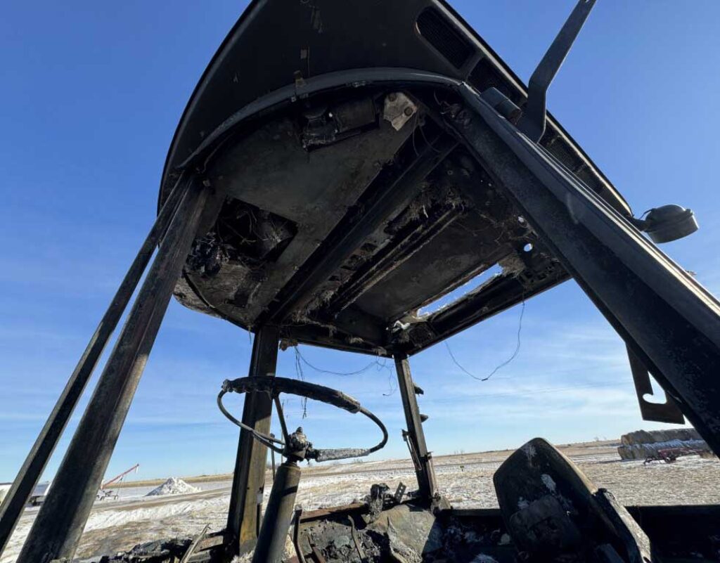 [Auction]: John Deere 4430 Tractor | North Dakota | damaged | CAG