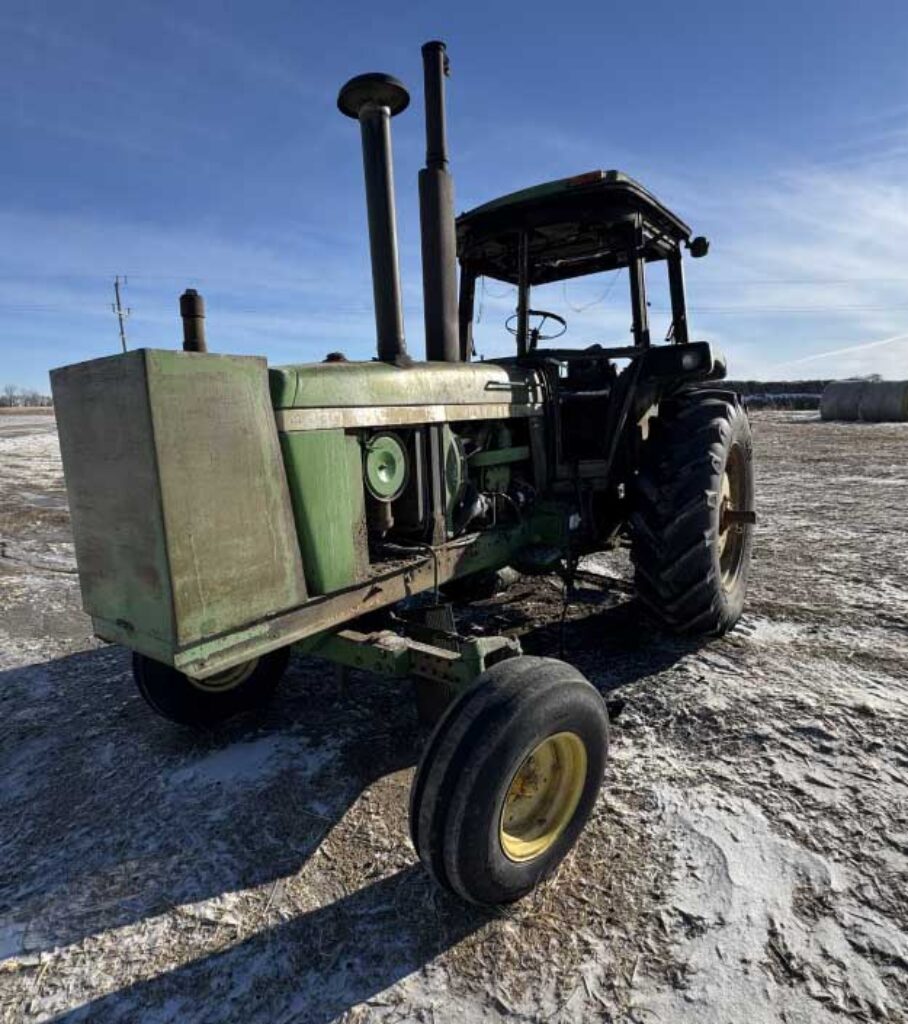 [Auction]: John Deere 4430 Tractor | North Dakota | damaged | CAG