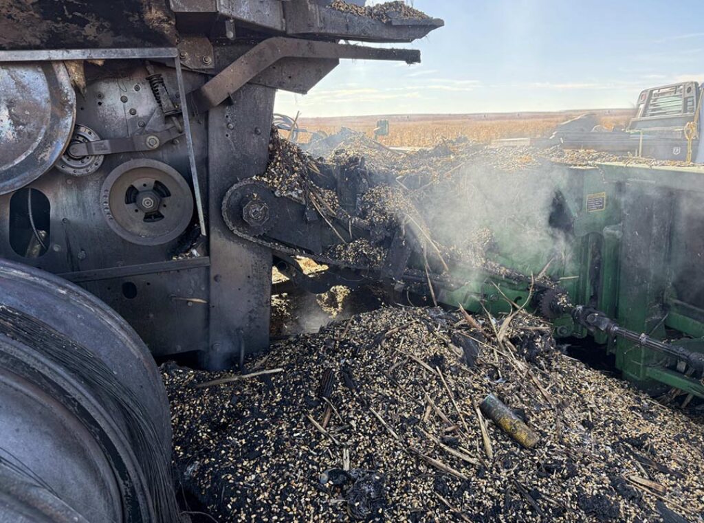 [Auction]: John Deere 9670 Combine | Est 2200 Engine Hours; Est 1700 ...