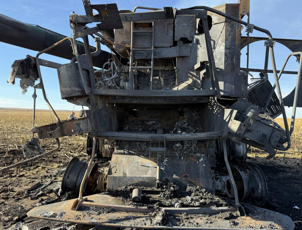 [Auction]: John Deere 9670 Combine | Est 2200 Engine Hours; Est 1700 ...