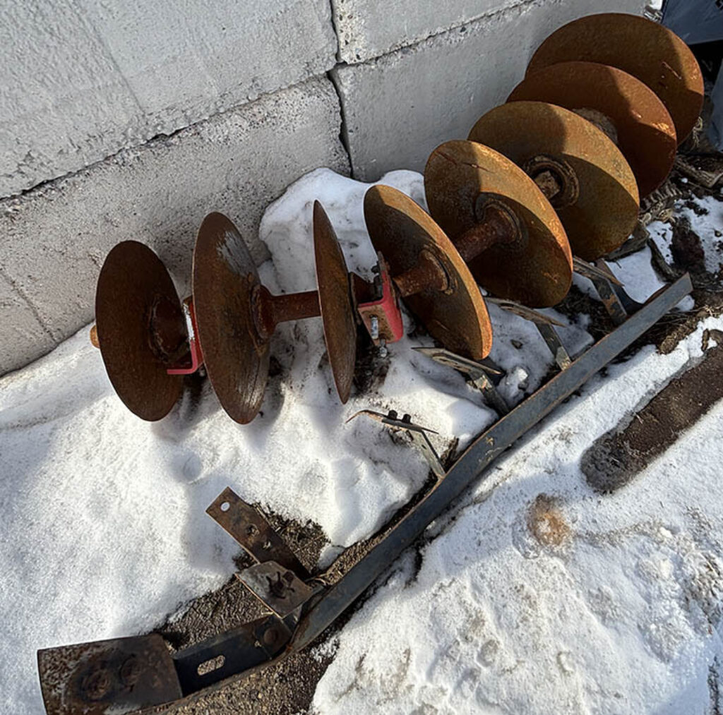 [Auction]: White Offset 270 Disc Harrow | Wisconsin | damaged | CAG