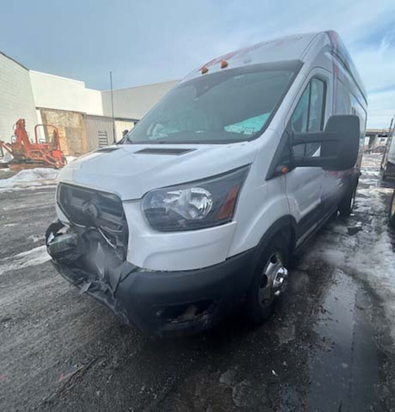 [Auction]: 2020 FORD Transit Cargo Van T-350 | New York | damaged | CAG