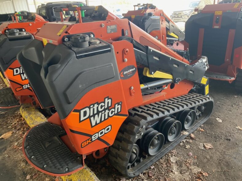 [Auction]: 2024 Ditch Witch SK900 Mini Skid Steer | Michigan | damaged ...