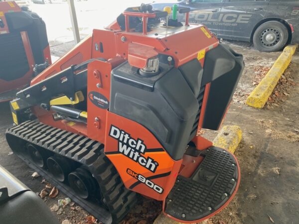 [Auction]: 2024 Ditch Witch SK900 Mini Skid Steer | Michigan | damaged ...